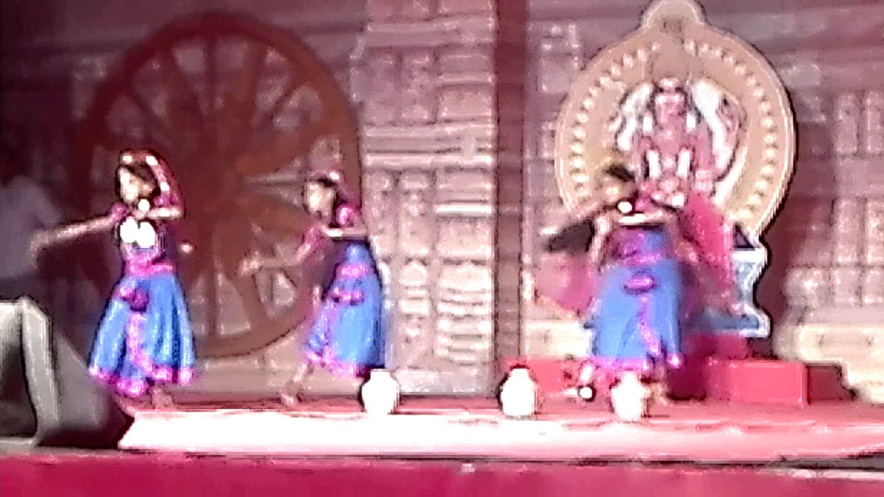 Devika dance programme in attukal temple - YouTube