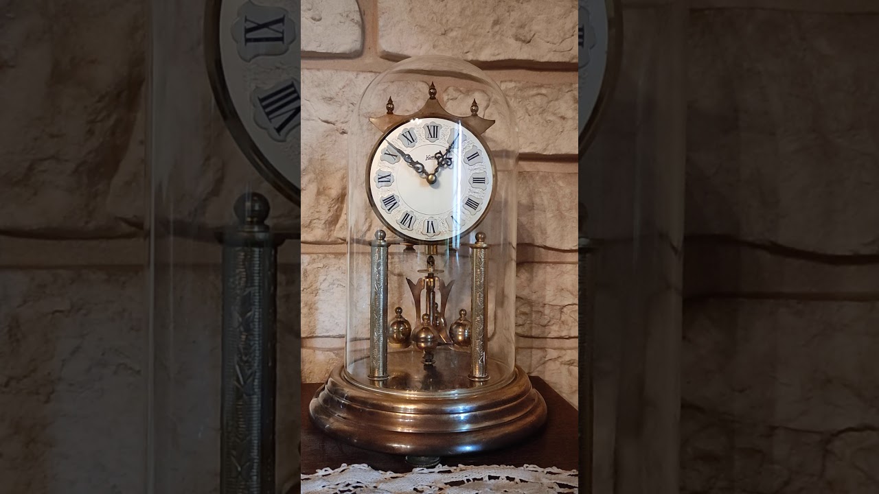 Remise en route d'une horloge perpétuelle à fil de suspension - YouTube