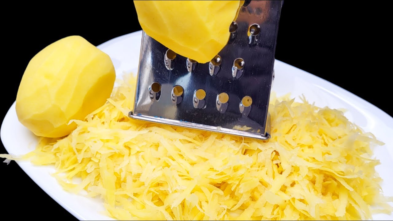 🔥 Just grate potatoes and prepare this delicious dish. Inexpensive and ...