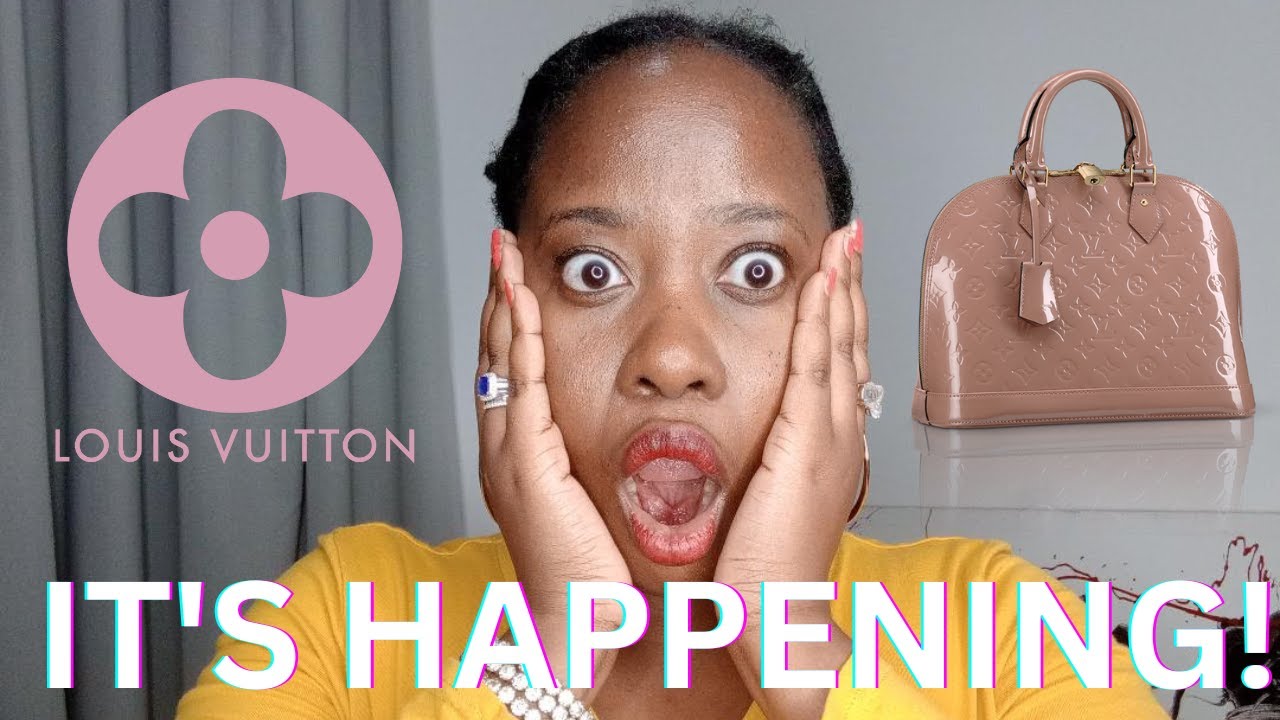 LOUIS VUITTON SNATCHING WIGS AND TAKING CANVAS OFF THE SITE IN 2023 ...