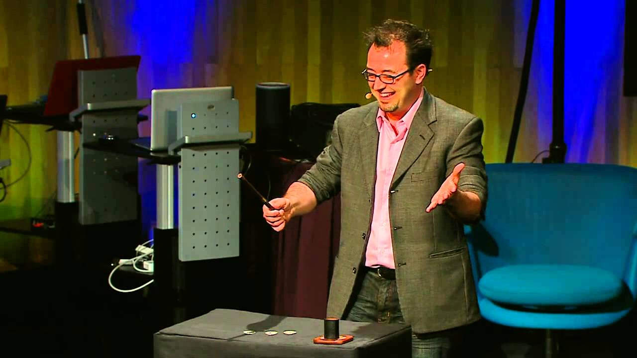 Eric Mead - Magician Coin Tricks @EG5 - YouTube