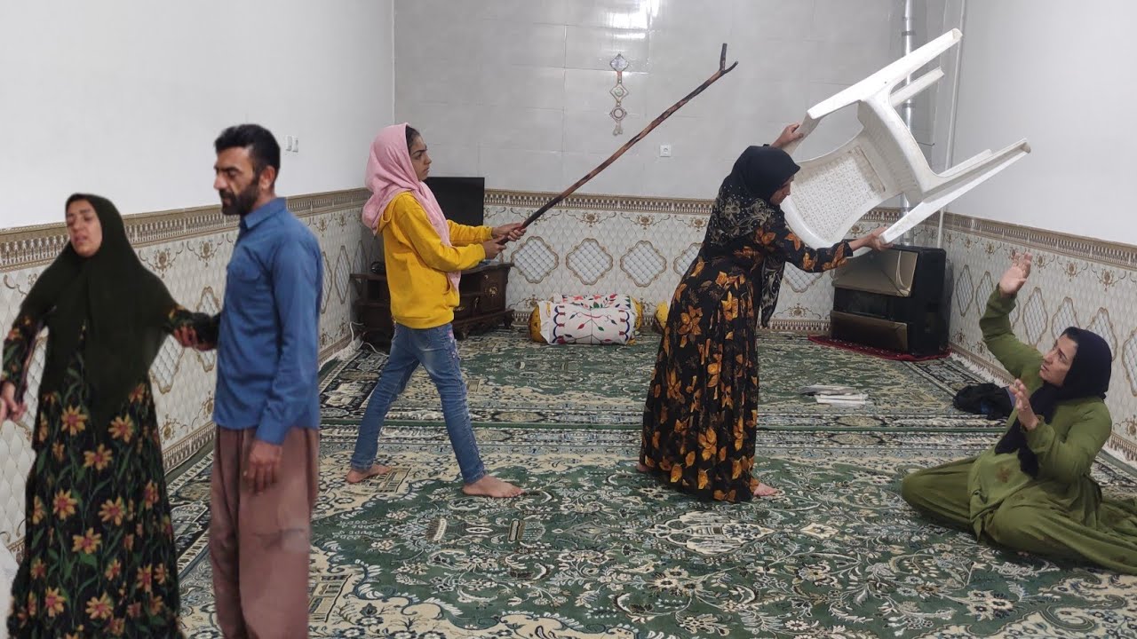 Zainab's treatment and Akram's opposition: The fight over staying, her ...