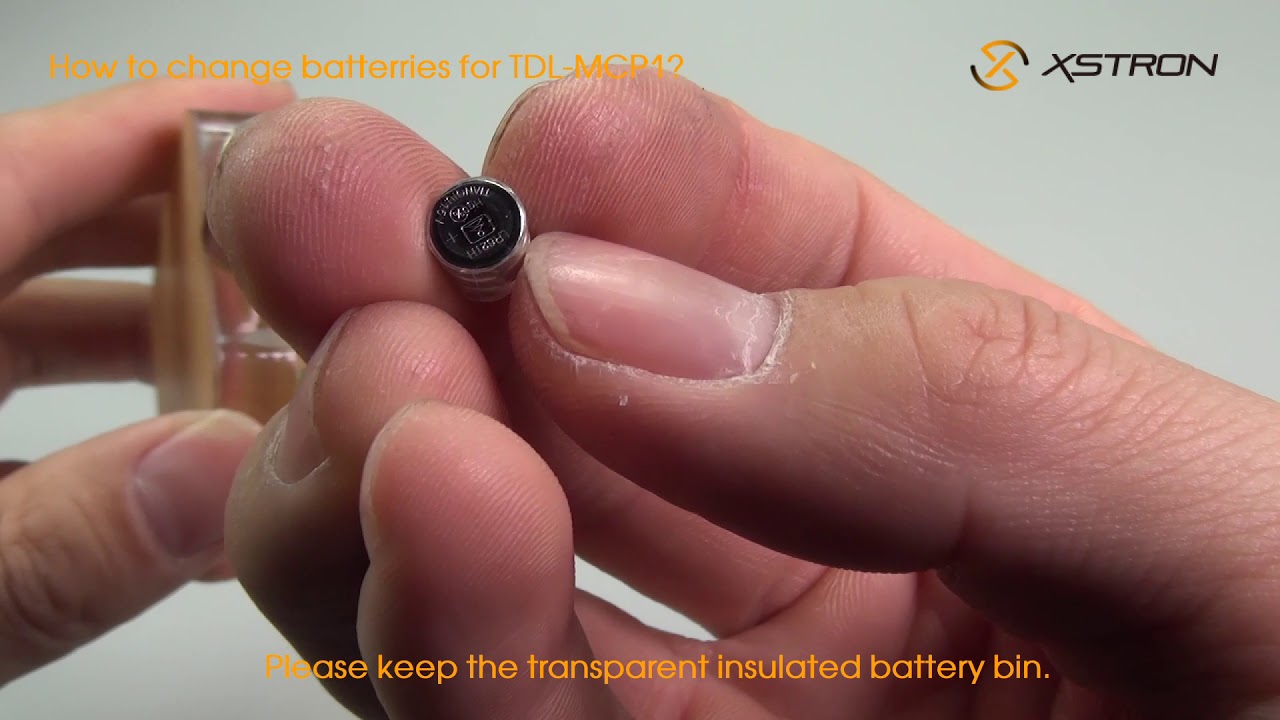 How to change batteries for led acrylic keychain - YouTube