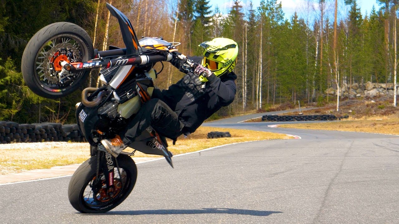 Supermoto Track day (SFT Style) - YouTube