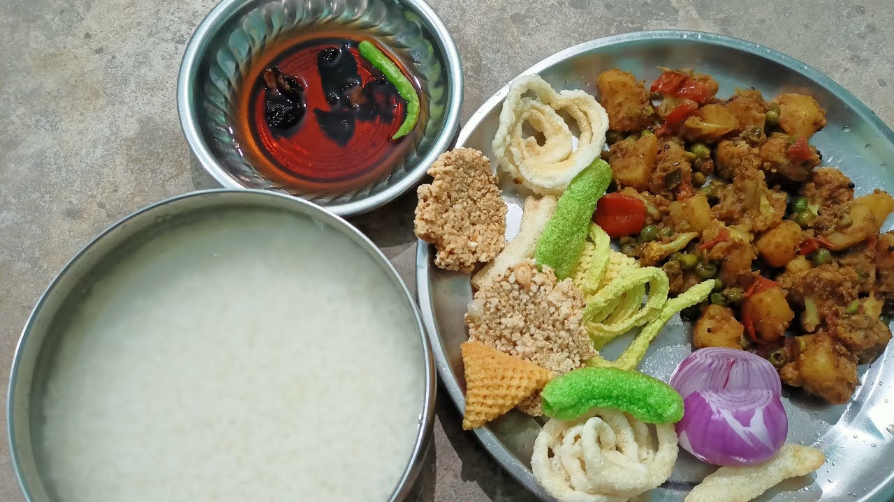 Famous Dish Of Odisha Pakhal Bhatt With Mix Veg😋😋|| Rajat Agrawal Vlog ...