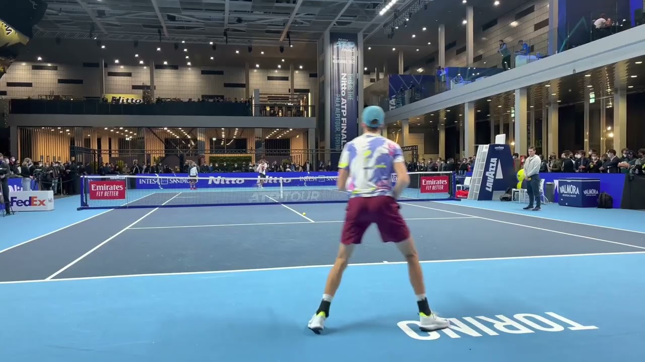 Jannik Sinner Forehand Slow Motion / シナーのフォア（スロー） - YouTube