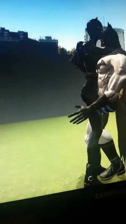 Batman Kisses Catwoman Youtube