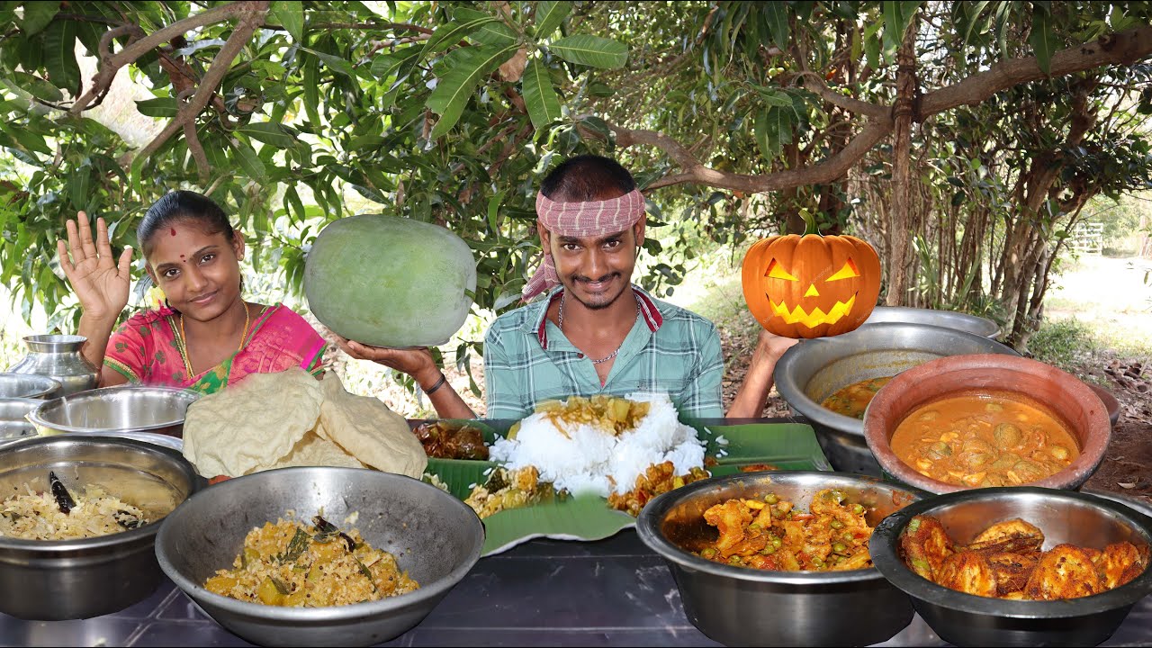 South Indian Full meals Eating Pumpkin 🎃 brinjal 🍆 kali flower,etc ...