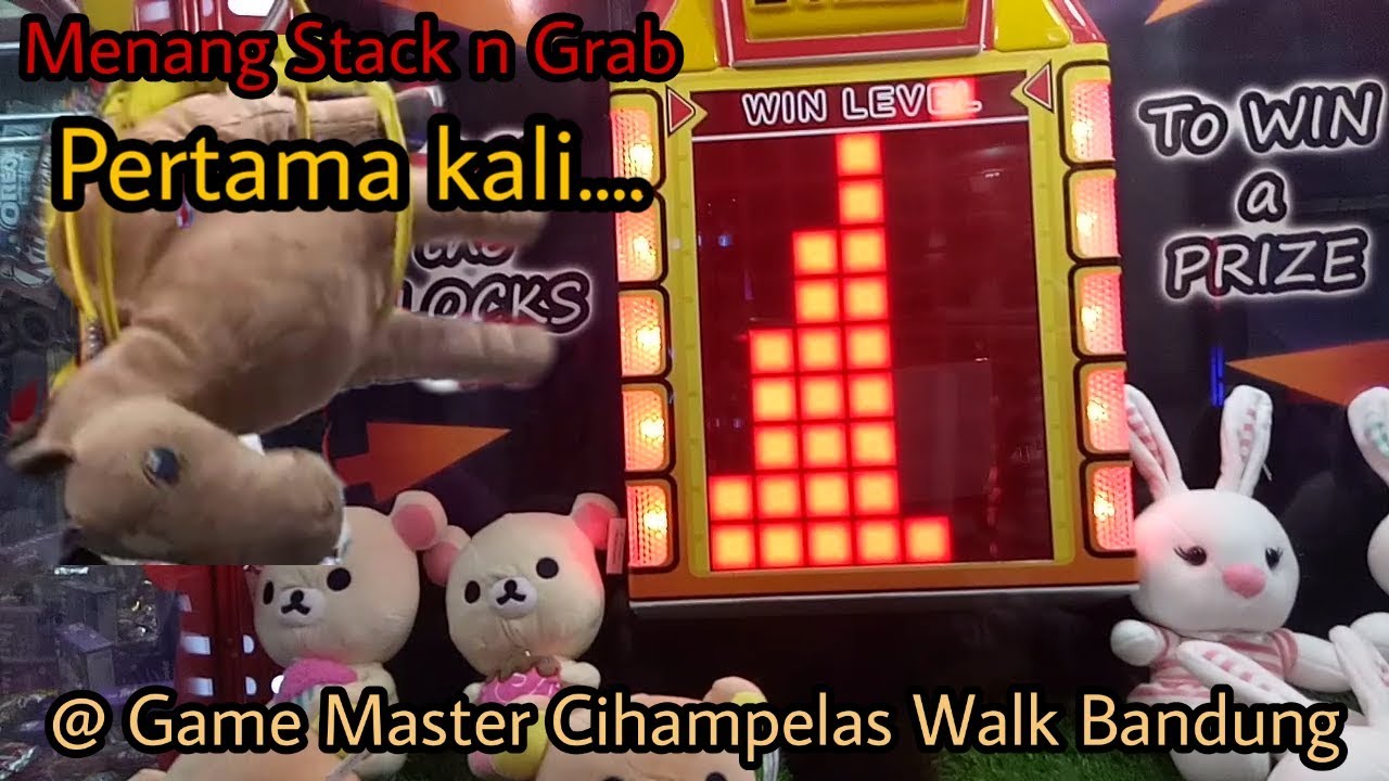 Pertama kali menang Stack n Grab di Game Master Cihampelas Walk Bandung ...