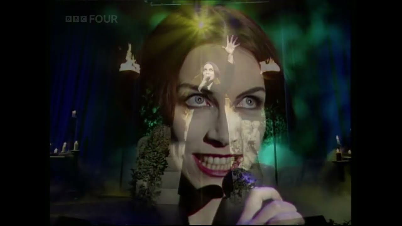Annie Lennox - Love Song For A Vampire (Live on ToTPs) - YouTube