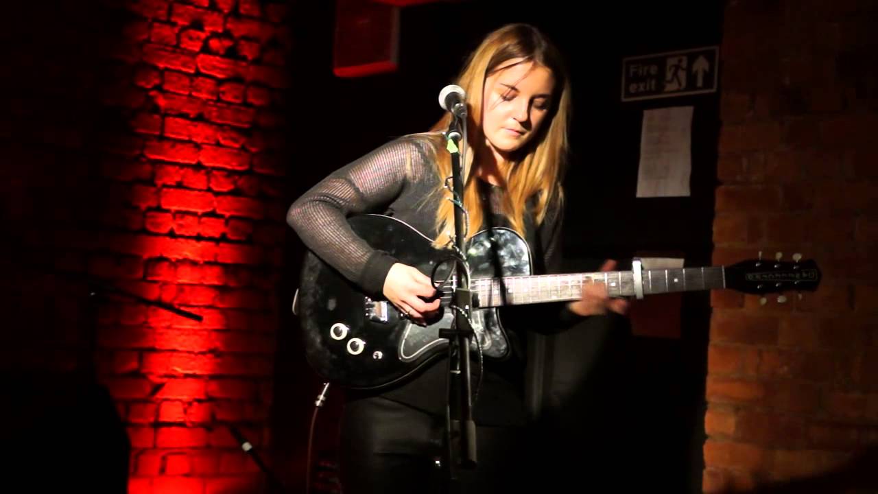 Charlotte Carpenter closes her set at the Cookie Jar Leicester with the ...