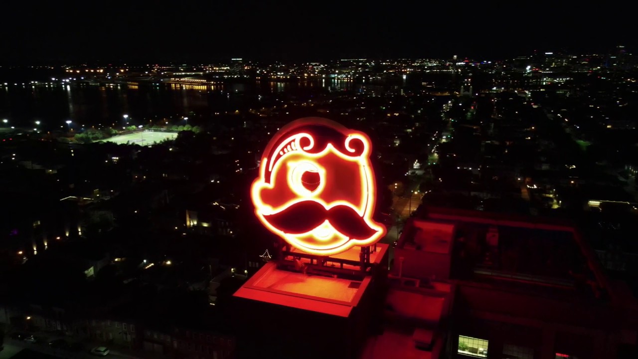 Brewers Hill Natty Boh Tower Night Orbit - YouTube