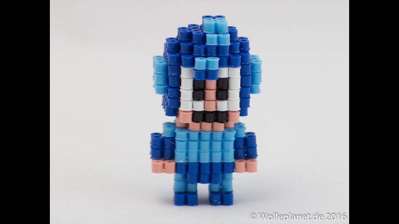 Perler Bead 3D Megaman - YouTube