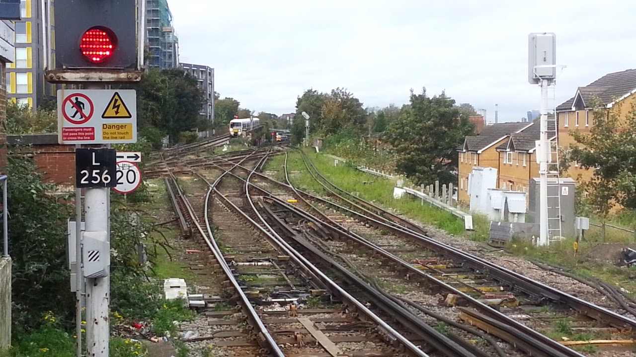 Lewisham Railway Station platform 3 24th October 2017 - YouTube