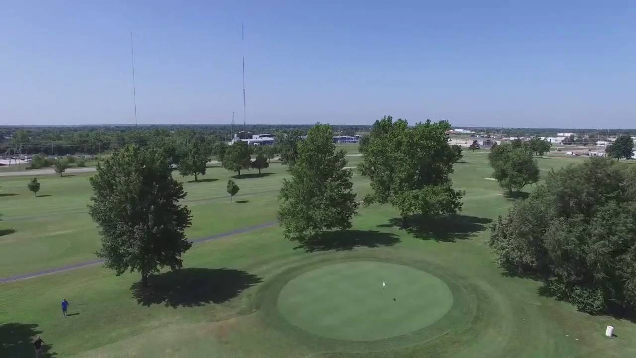 Schifferdecker Golf Course Hole #7 - YouTube
