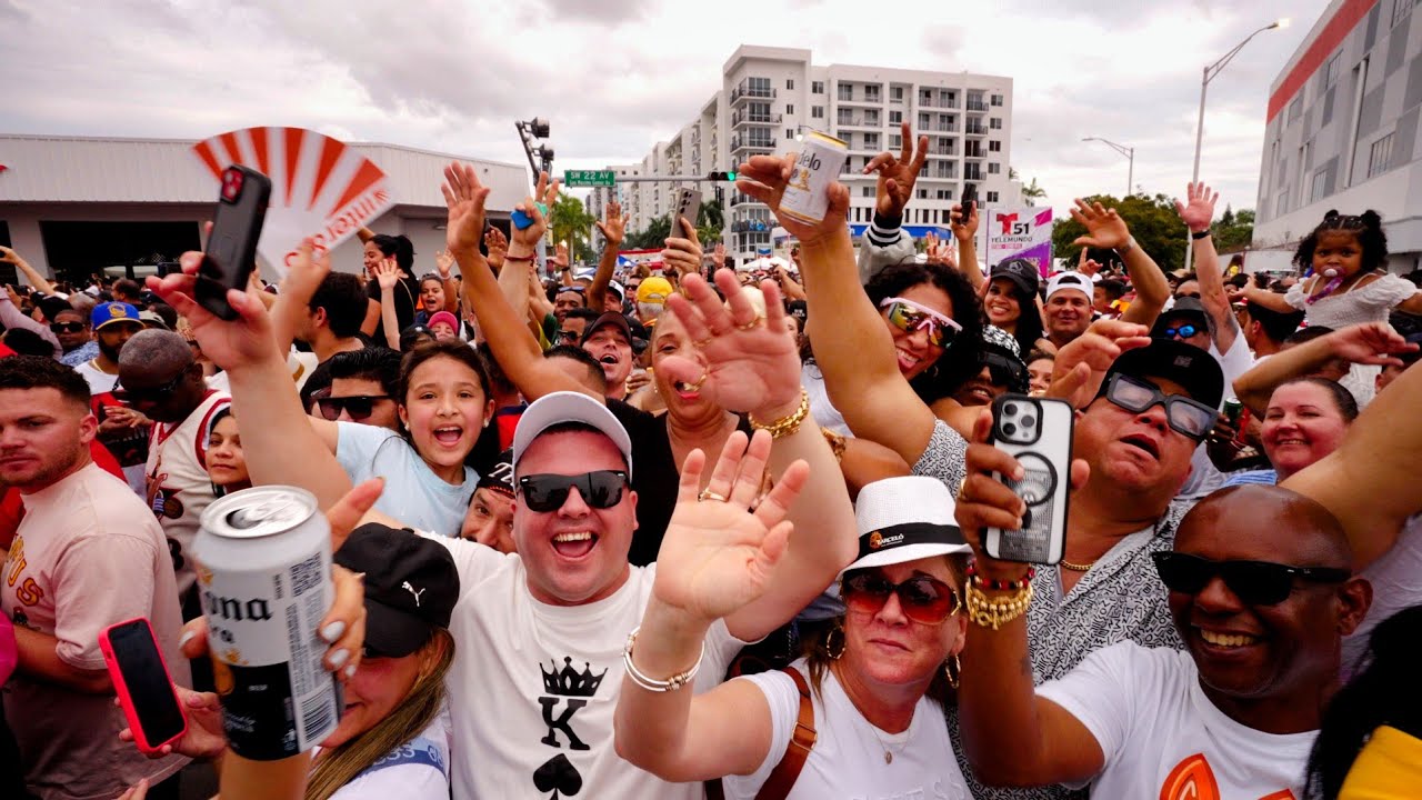Carnival Miami Block Party ! Calle Ocho During Spring Break ! (Miami ...