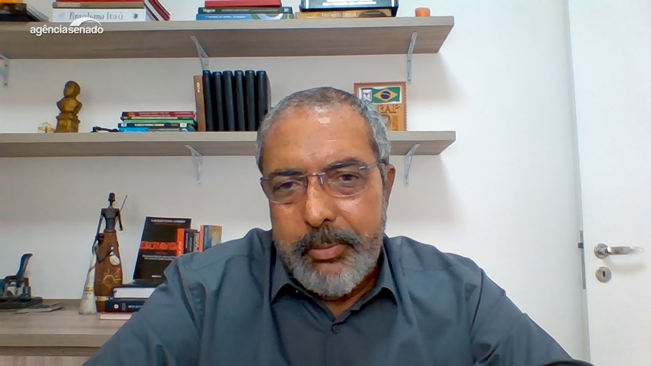 Senador Paulo Paim relata situações pessoais em que foi vítima de ...