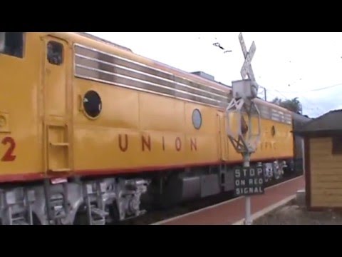 Union Pacific Locomotive No 942 Passenger Train Run By Alpine Drive ...