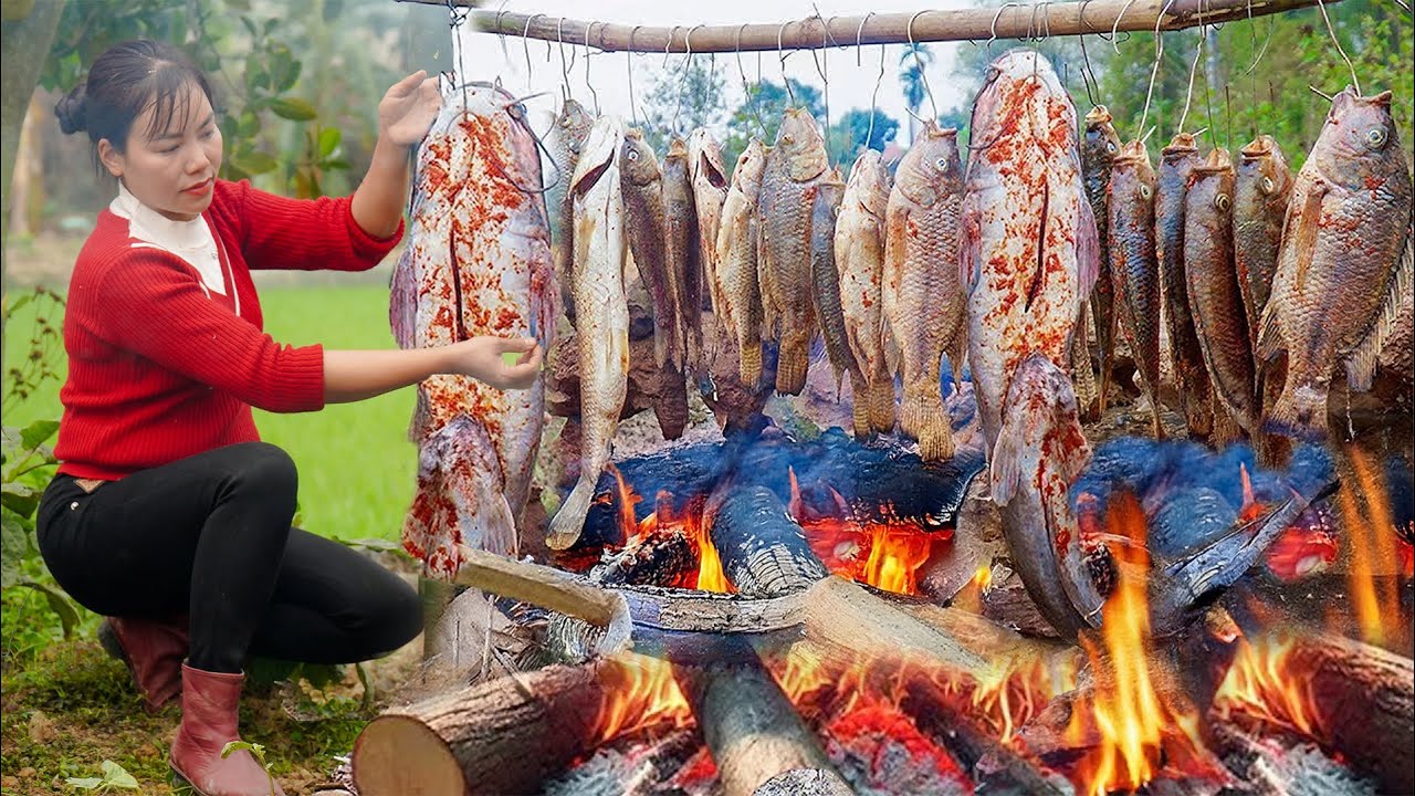 Traditional Smoked Devil Fish Processing & Selling at Market – Millions ...