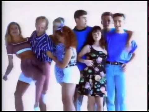 Beverly Hills, 90210 (Full Original Intro HQ) - YouTube