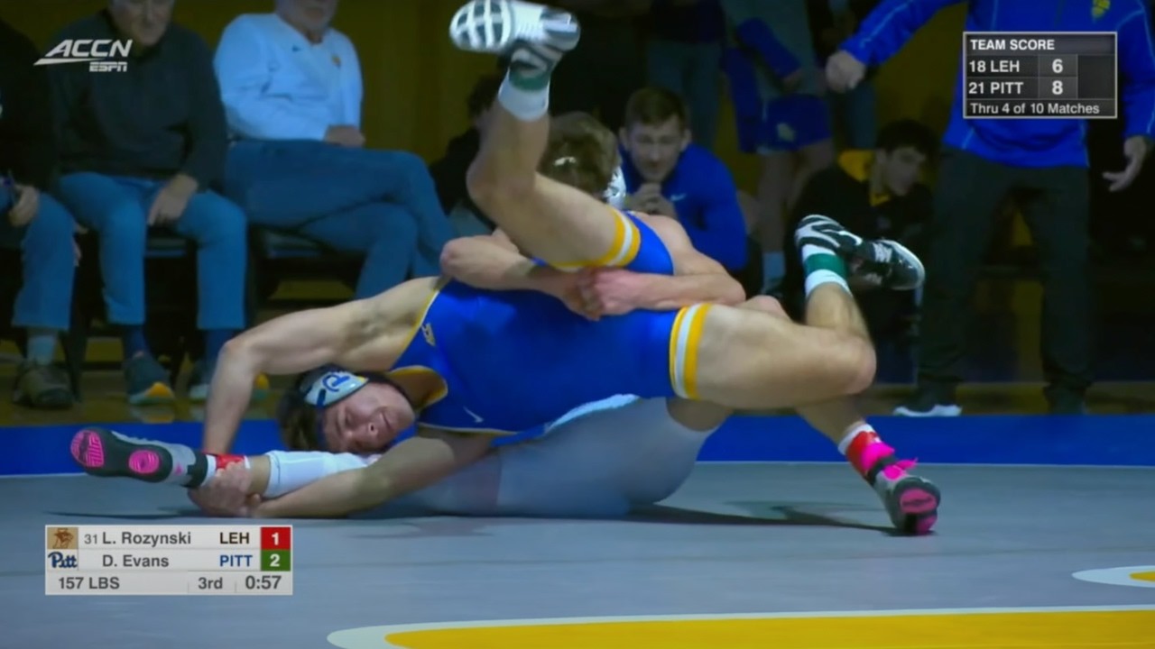 157lbs Dylan Evans (Pitt) vs Logan Rozynski (Lehigh) - YouTube