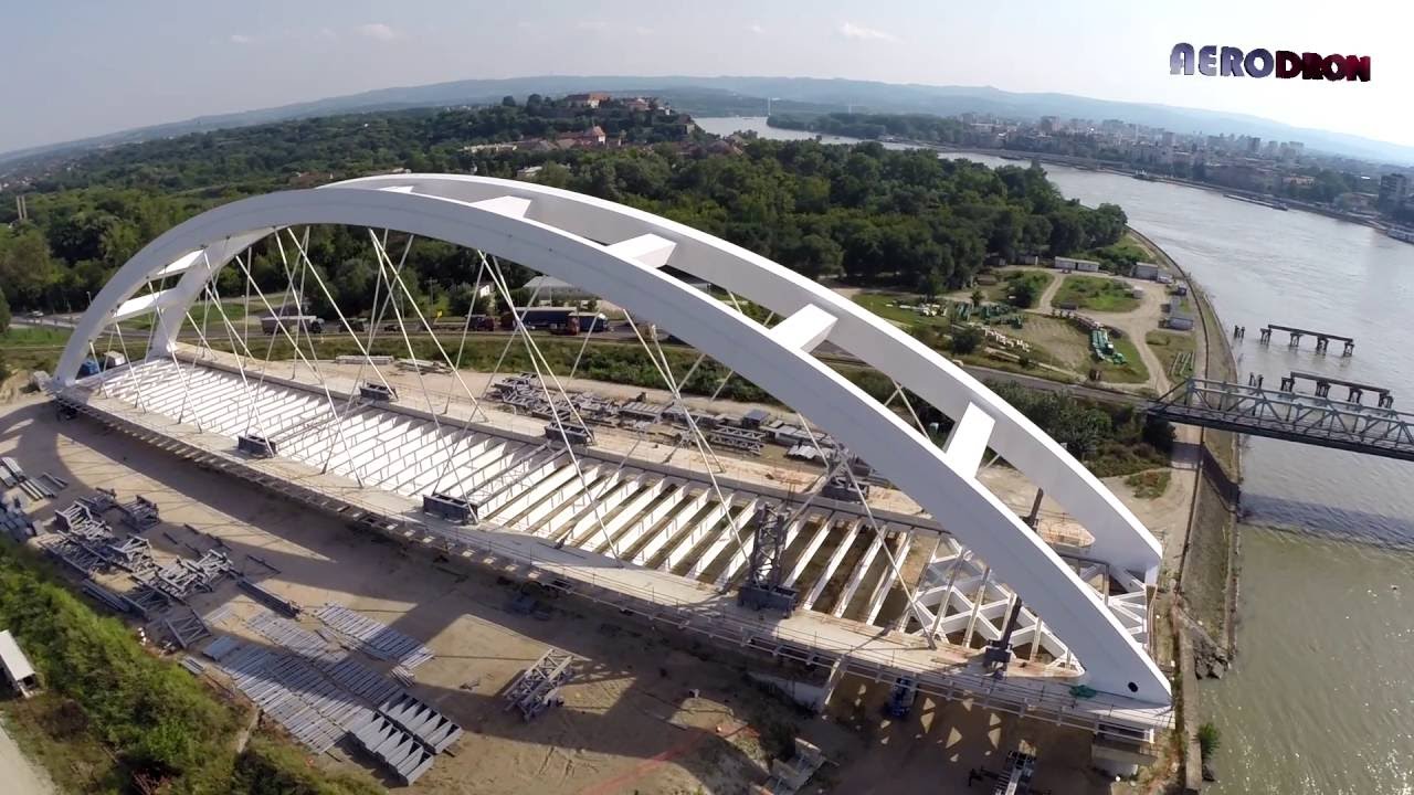 Novi Žeželjev most na Dunavu * Novi Sad * Snimanje iz vazduha ! - YouTube