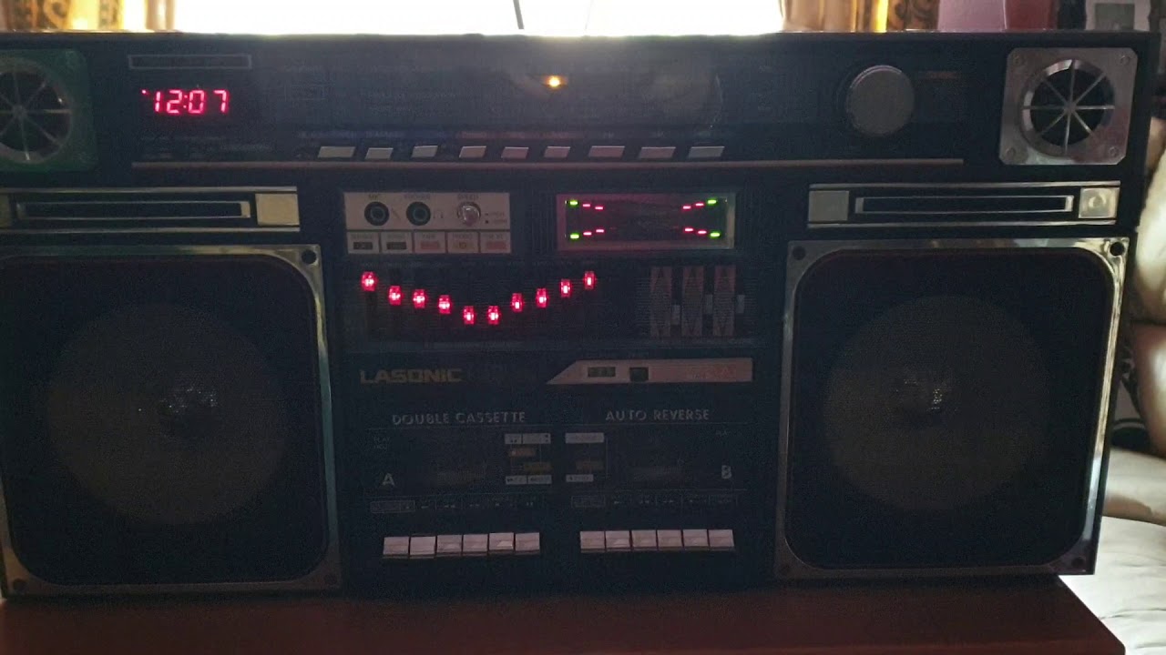Lasonic trc 935 boombox -salamanca,españa - YouTube