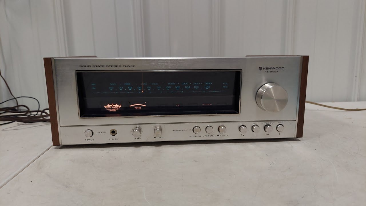 Kenwood Solid State Tuner KT-8007 - YouTube