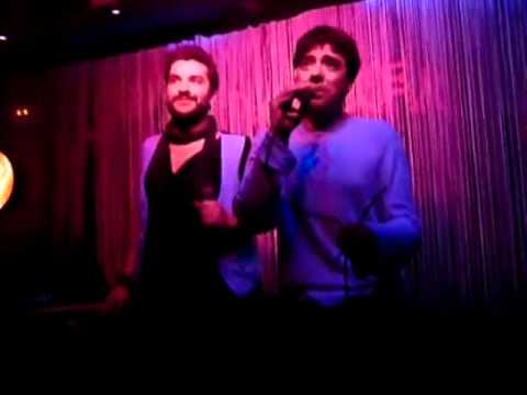 Victor Diaz Rodriguez y David Velardo-"Algo de mi" - YouTube