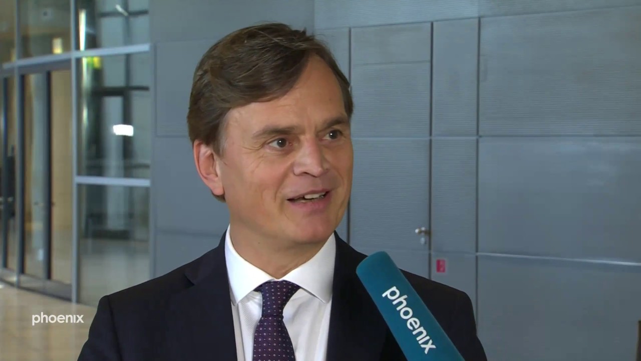 Interview im Bundestag mit Bernd Baumann am 31.01.19 - YouTube