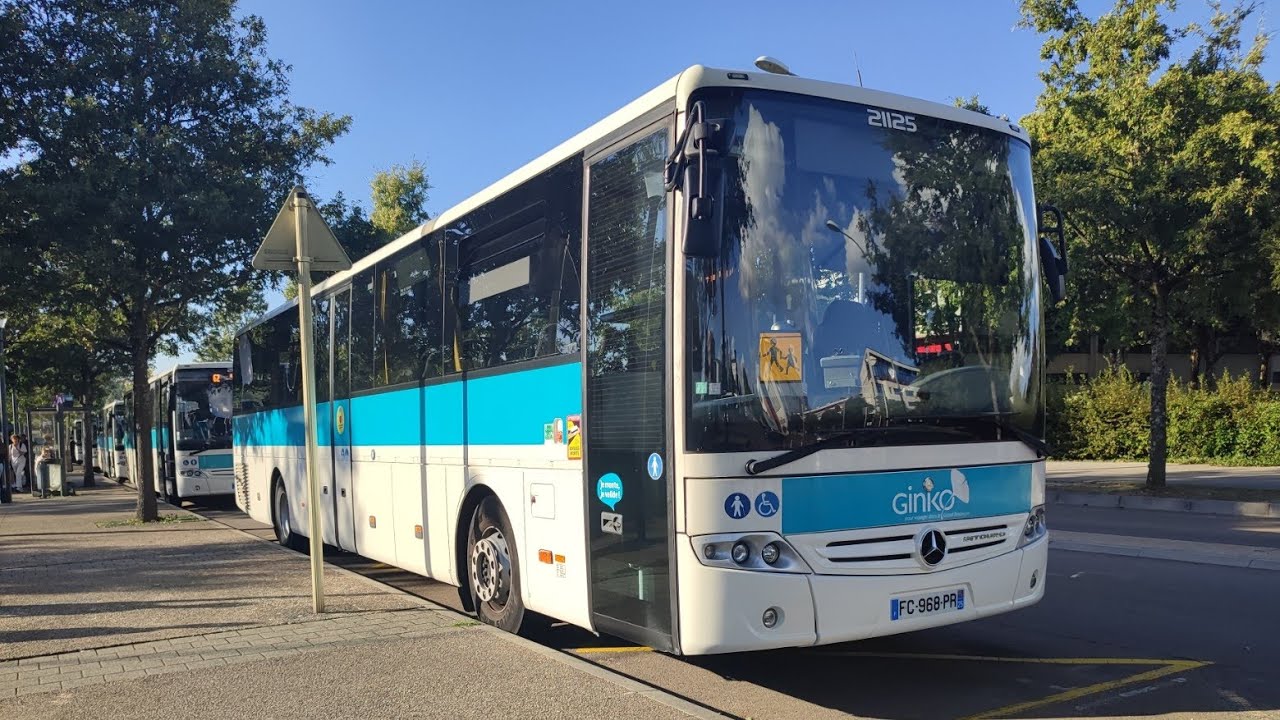Roadmovie car Mercedes intouro ligne 62 de Ginko Besançon - YouTube