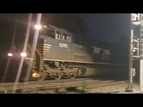 NS 1079 Leads M684 through Terre Haute, IN - YouTube