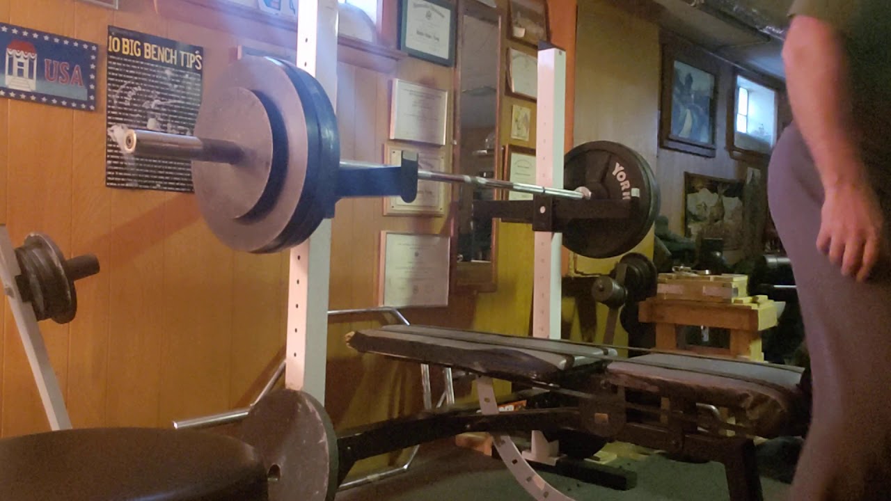 Pin bench press - YouTube