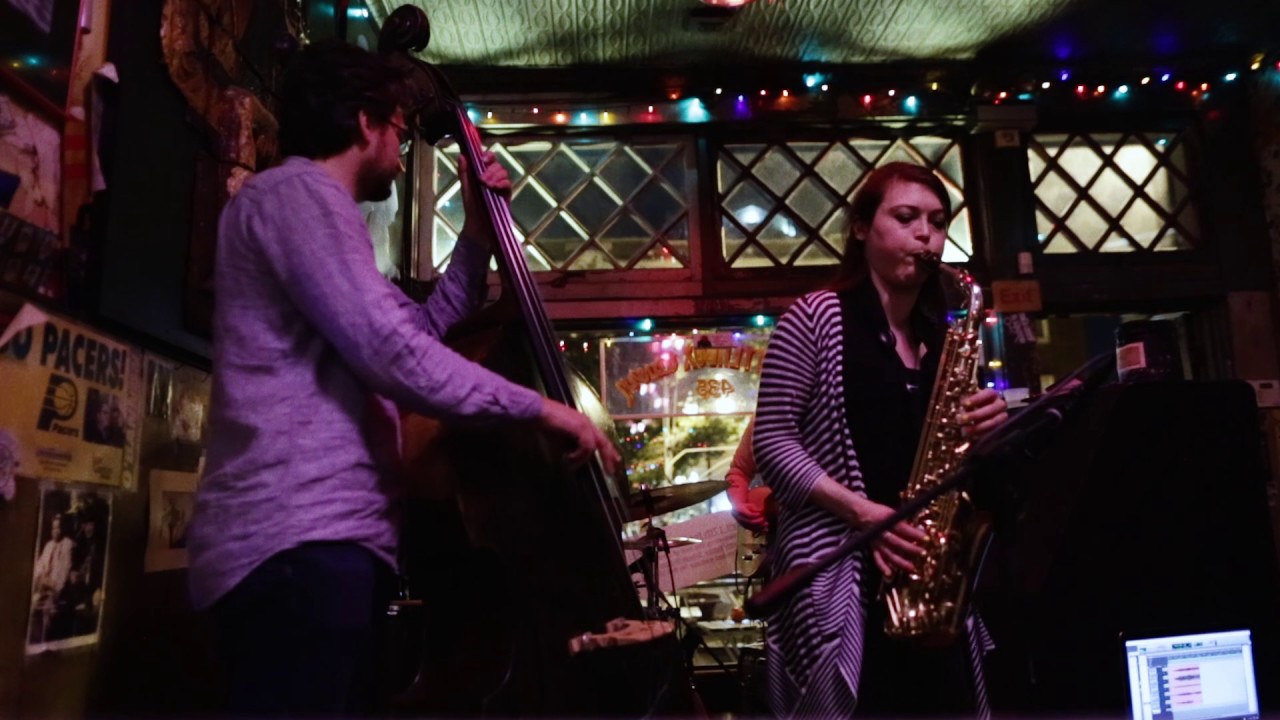 Charlie Ballantine - "Jones" - Live @ The Chatterbox - YouTube