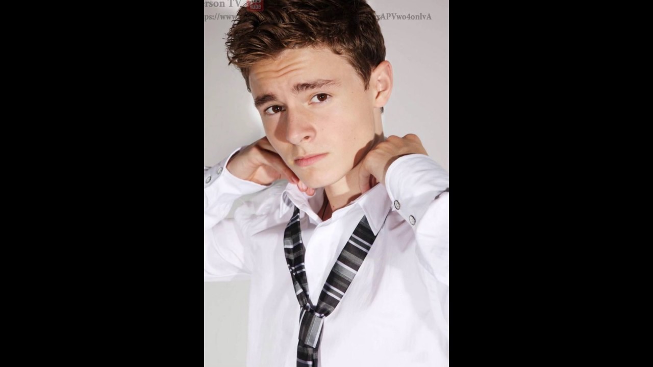 Каллэн МакОлифф (Callan McAuliffe) musical slide show - YouTube