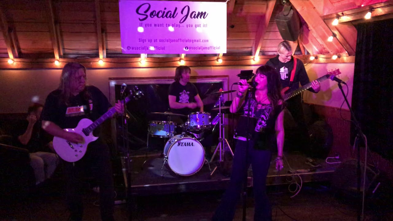 “Wanton Song” by Led Zeppelin Social Jam 82 - YouTube