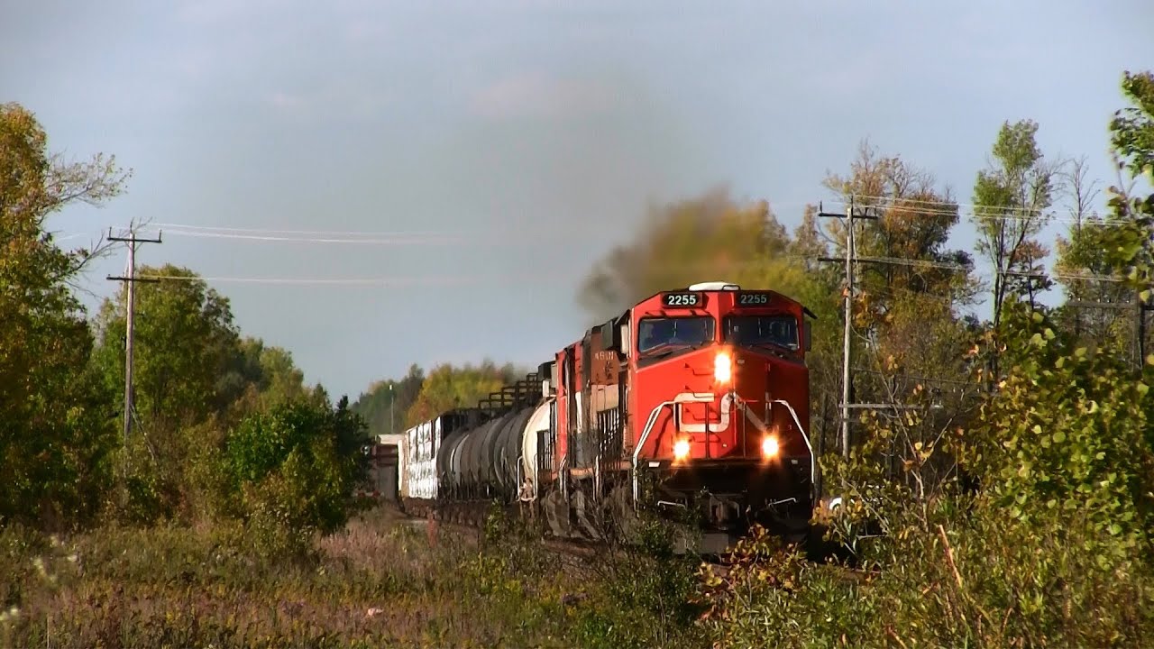 CN 2255 at Brechin (25SEP2012) - YouTube