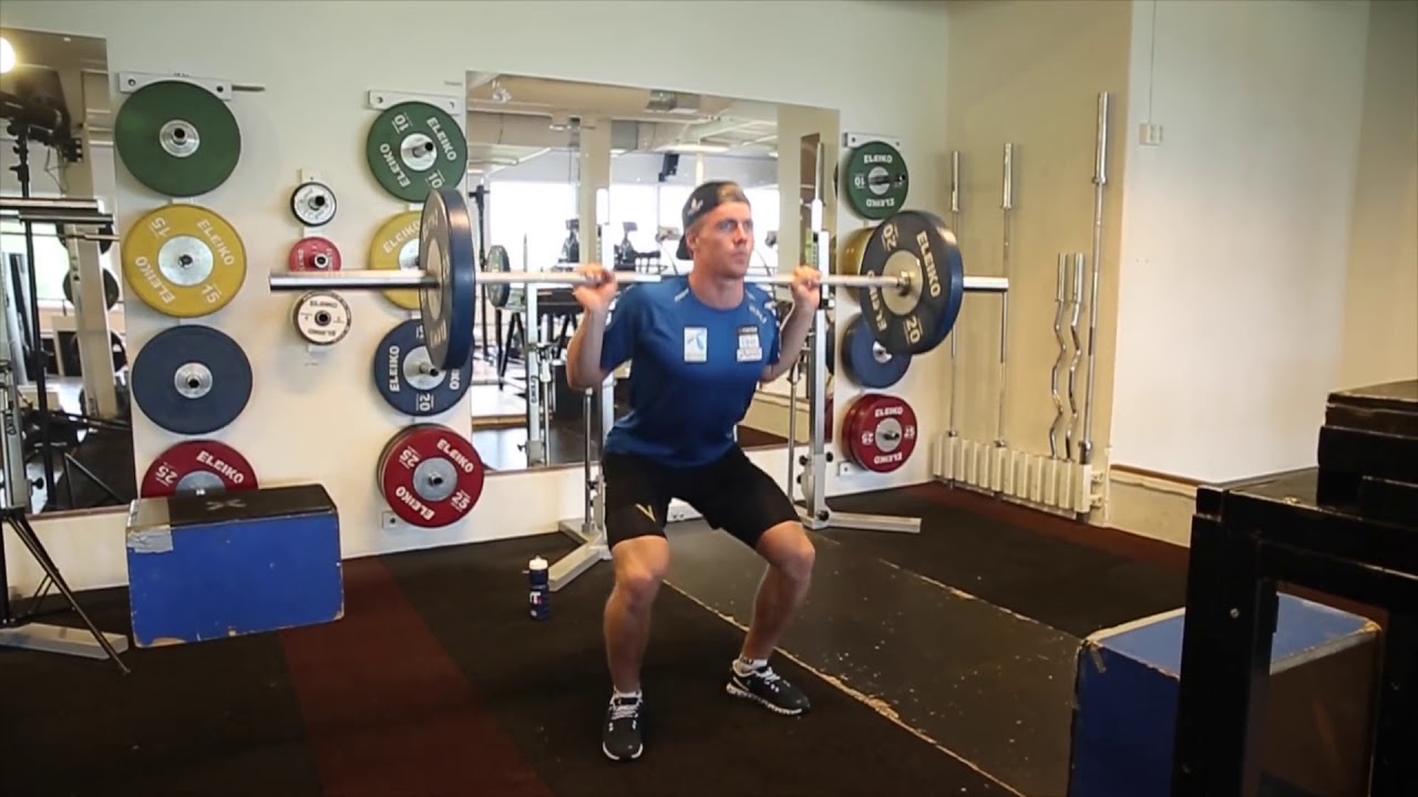 YT | Styrketrening: Aleksander Kilde tar knebøy - YouTube