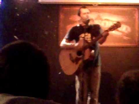 High Five Drive's Greg Rekus - "Colic" live @ Rocksound, Barcelona ...