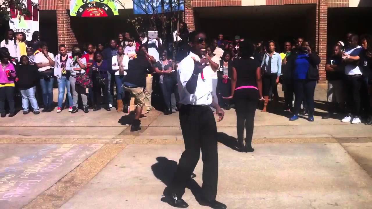NPHC Unity Stroll 2011 - YouTube