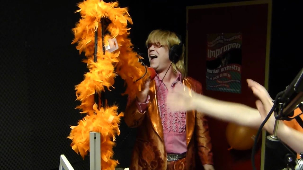 Bennie Solo & Rasta Ruud - Nu brullen de leeuwen @ Campus On Air - YouTube