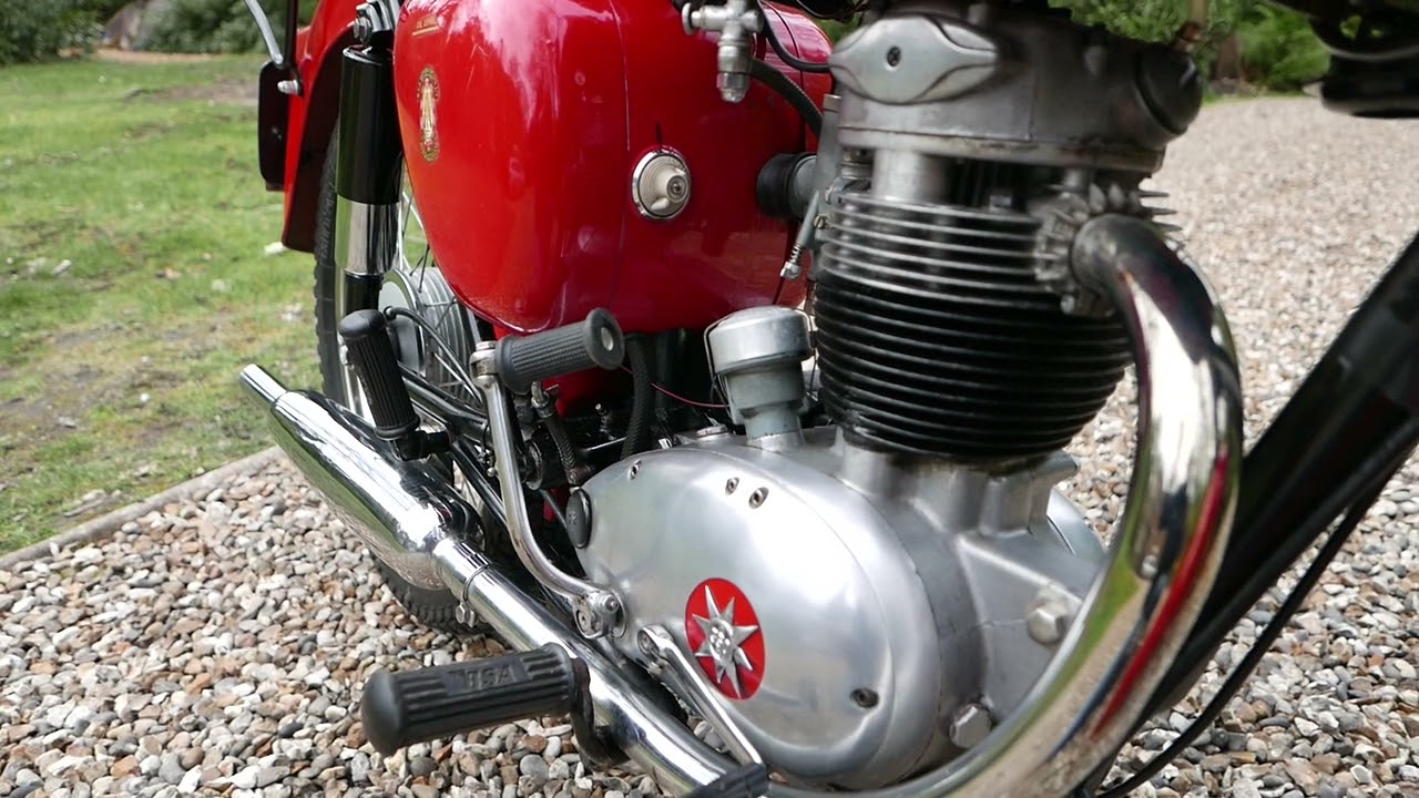 BSA B40 1961 - YouTube