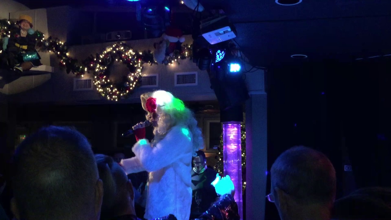 drag queens performing holiday music - YouTube