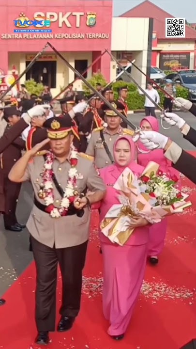 Tradisi Pedang Pora Pisah Sambut Kapolda Kepri 2025 #viralvideo #beritaterkini #batam #polisi ...