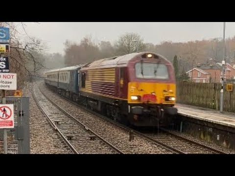 Class 67 | 67016 | DB - EWS Livery | Festive Winchester Rail Tour ...