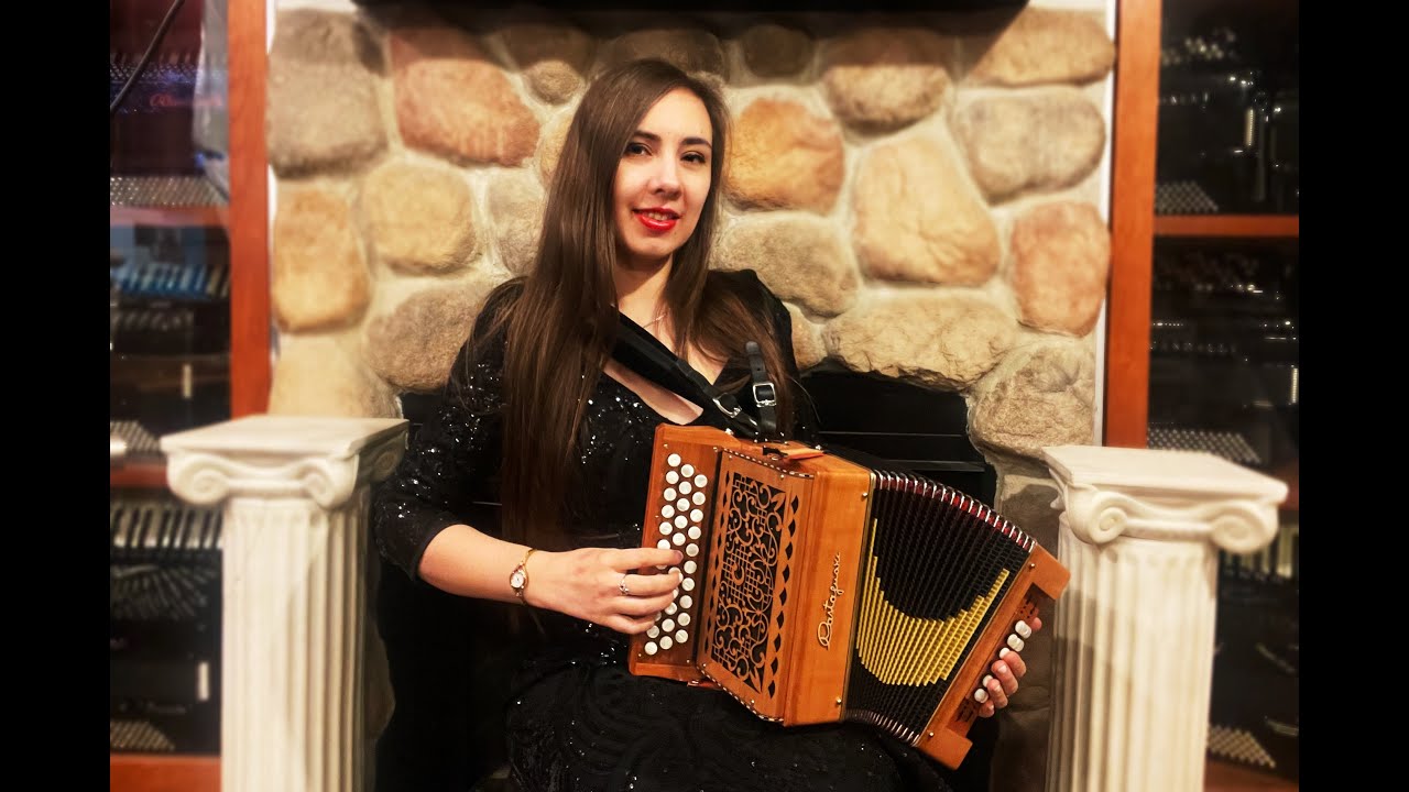 CASTBIG18GCCW - Cherry Castagnari Big 18 Diatonic Button Accordion GC ...