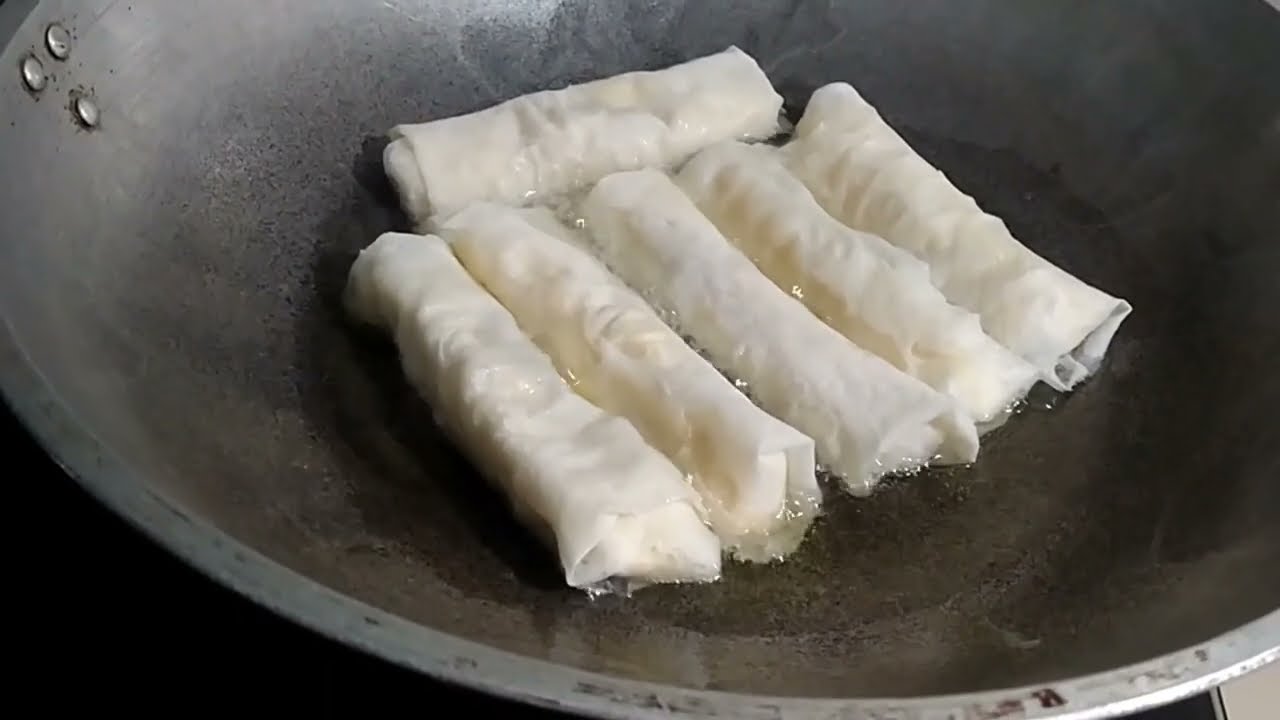 Turon with cheese - YouTube
