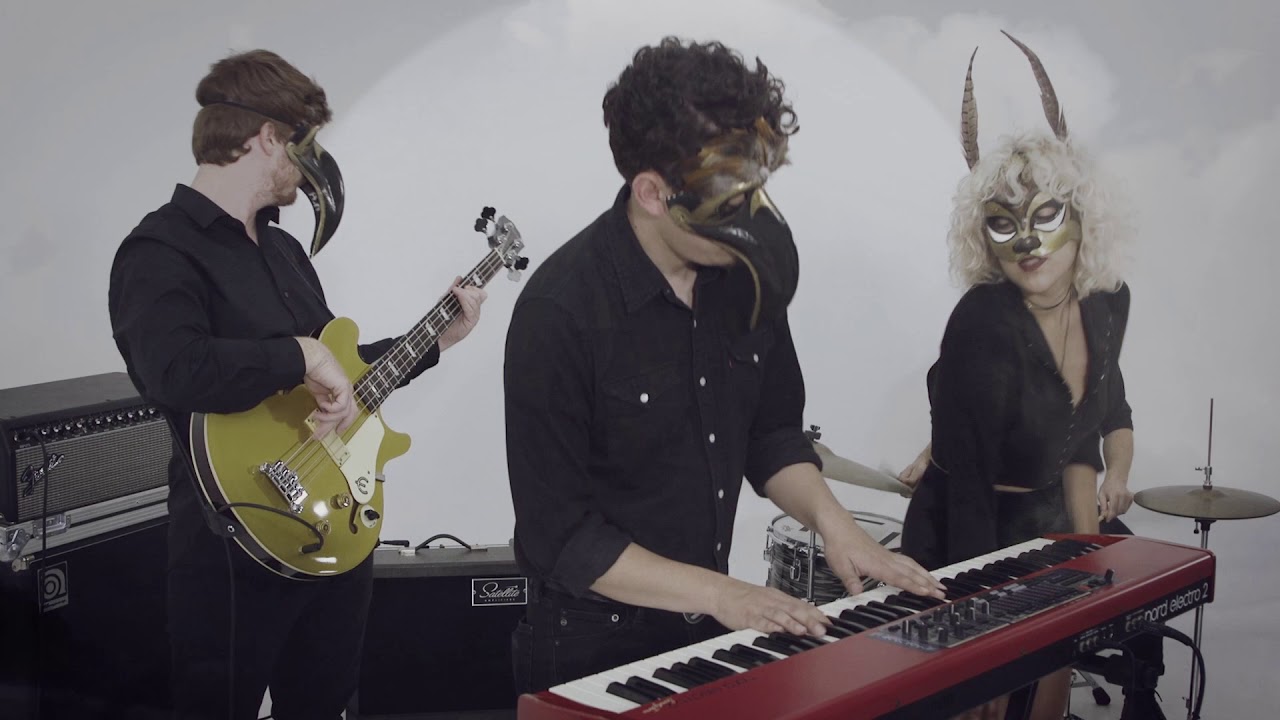 Dani Bell and the Tarantist - "Driving Me Crazy" OFFICIAL VIDEO - YouTube