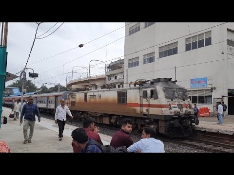 20805 Andhra Pradesh Express Skipping Ajni Railway Station #trainlovers ...
