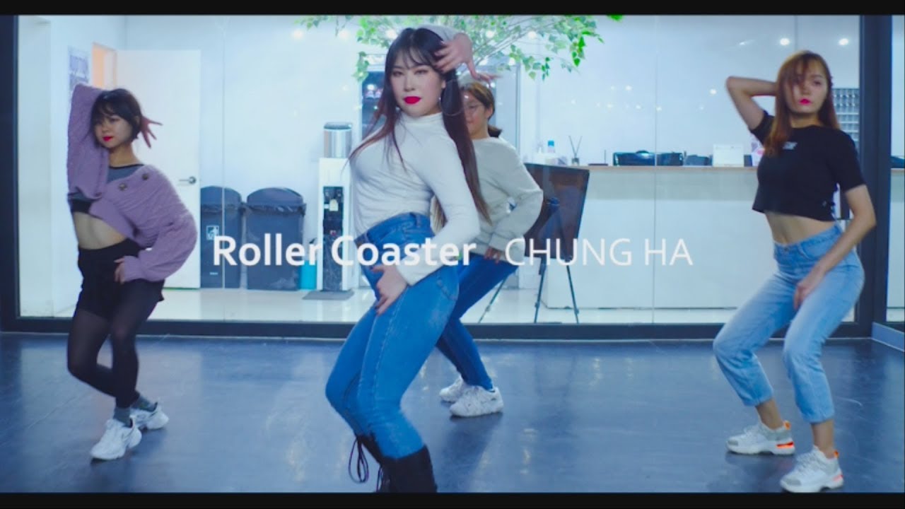 청하 Chung Ha 롤러코스터 Roller Coaster Cover Dumbbell Youtube